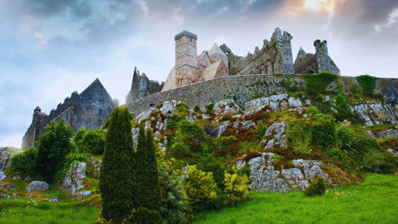 Ireland Travel Guide: Must-Visit Attractions, Landscapes, and Festivals ...
